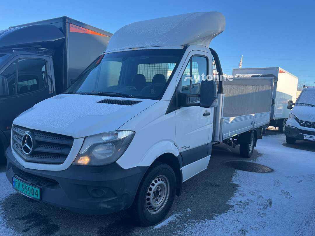 Prodaje se Mercedes-Benz Sprinter kamion s ravnom platformom < 3.5t na aukciji