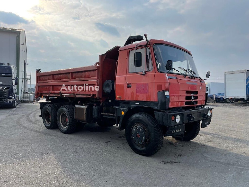 Tatra 815 trojstranný vyklápac 6x6 manuál VIN 105 kiper