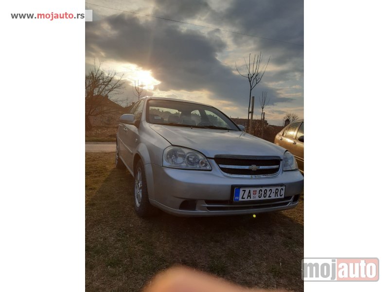 Chevrolet Lacetti HITNO-999e!