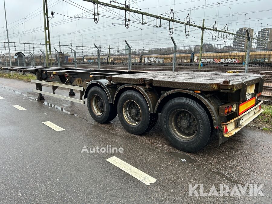 Prodaje se Jost Containerchassi JOST poluprikolicu za prevoz kontejnera na aukciji