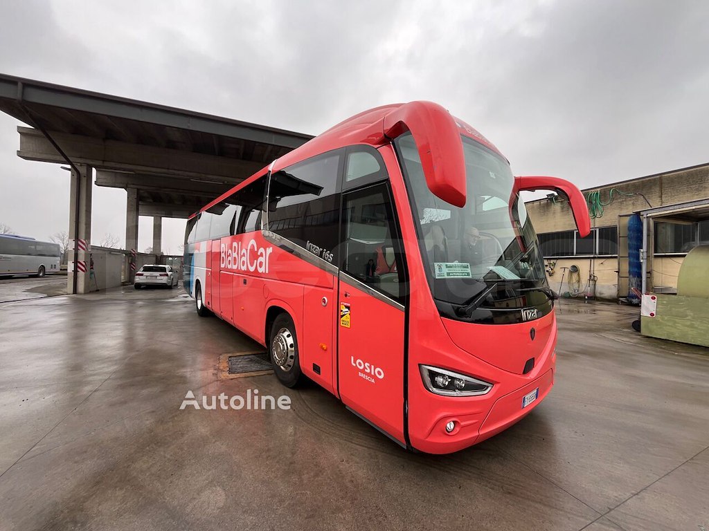 Prodaje se Irizar i6 turistički autobus na aukciji