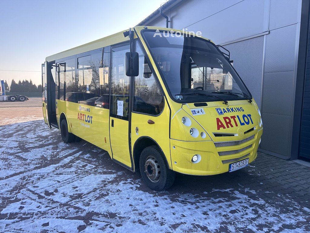 IVECO Kapena prigradski autobus