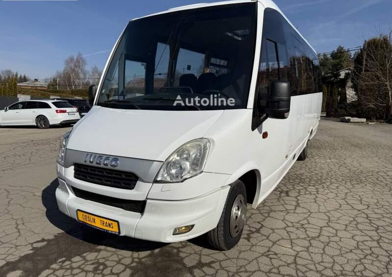 IVECO PRODIG 93000 KM prigradski autobus