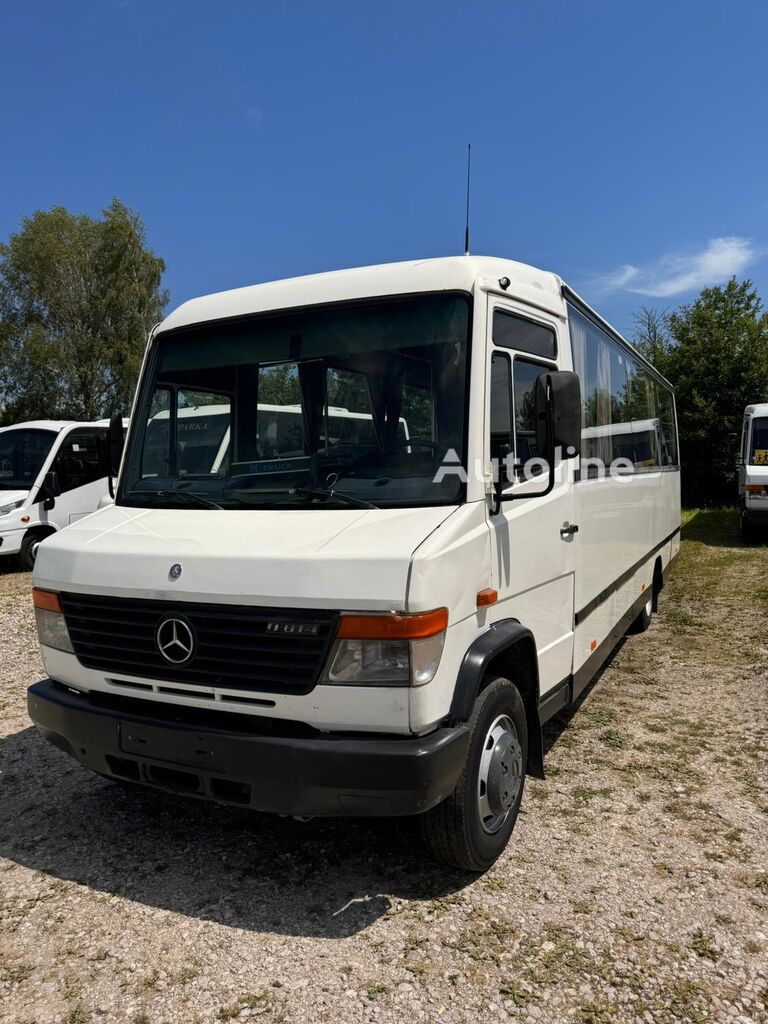 Mercedes-Benz Vario prigradski autobus