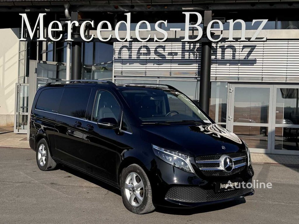 Mercedes-Benz d 4MATIC AVA 3430 AHK2,5 360 8Sitze MBUX putnički minibus