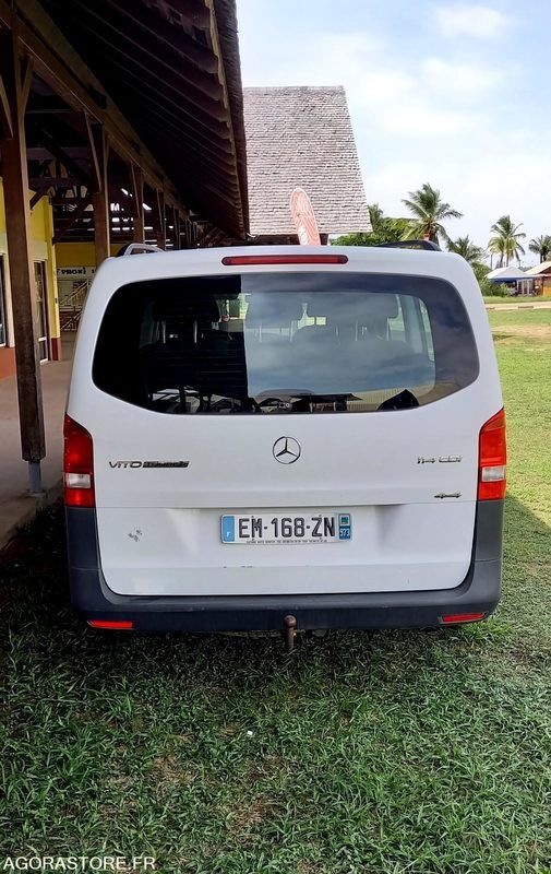 Prodaje se Mercedes-Benz VITO putnički minibus na aukciji