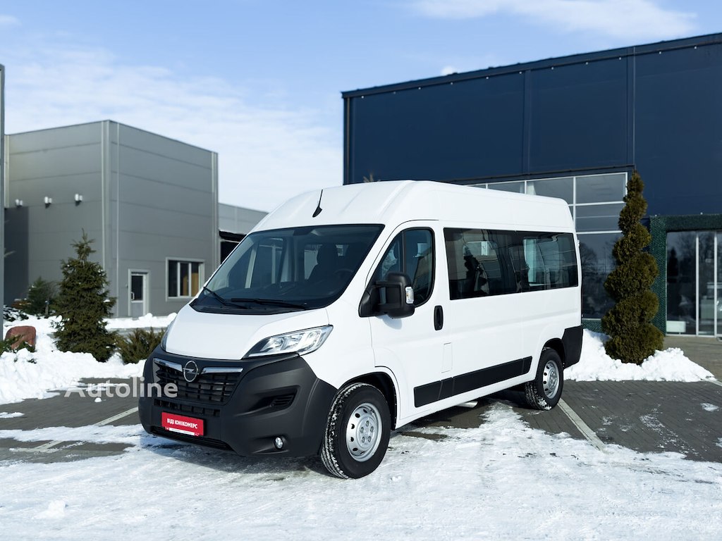 Novi Opel Movano putnički minibus