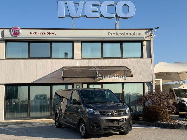 Opel VIVARO 9P VETRATO putnički minibus