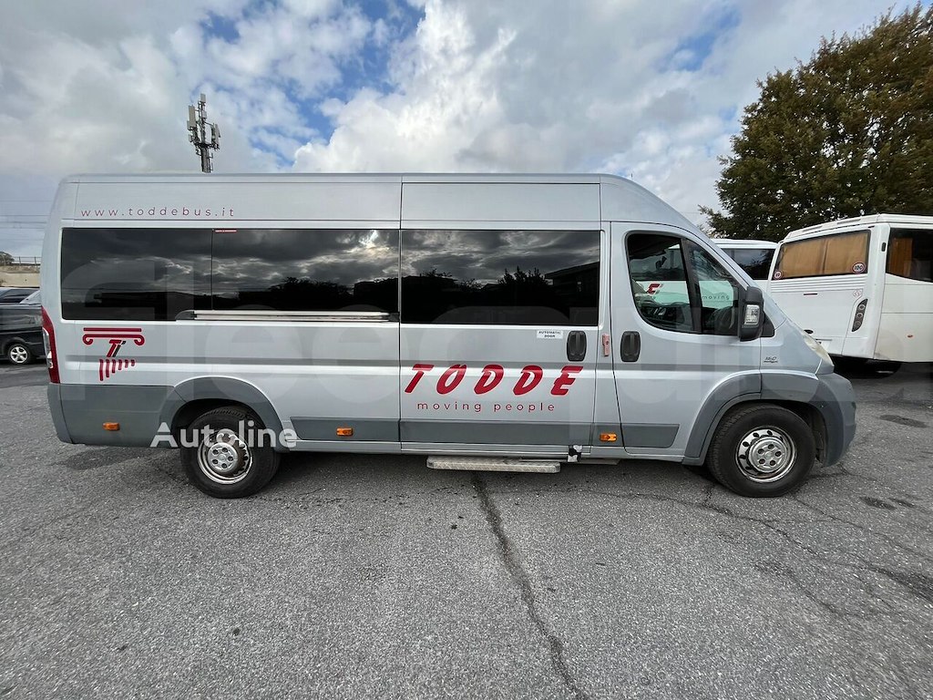 Prodaje se FIAT Ducato putnički minibus na aukciji