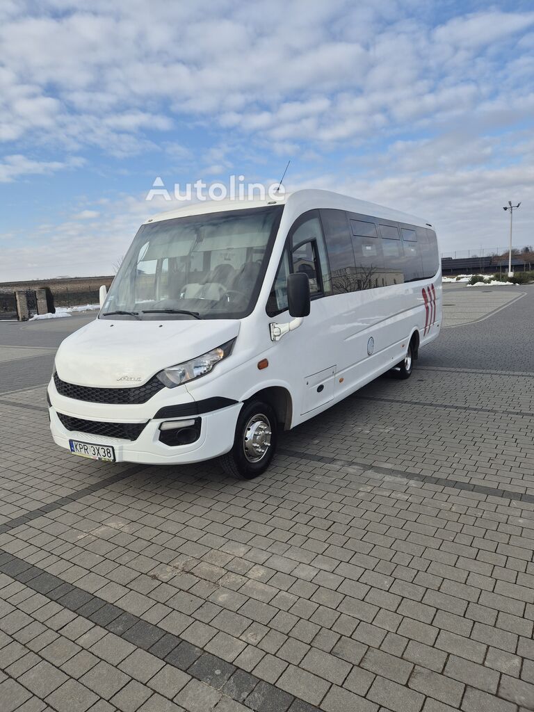 IVECO Daily putnički minibus