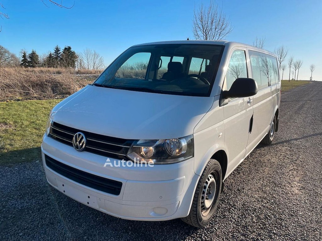 Volkswagen T5 minivan