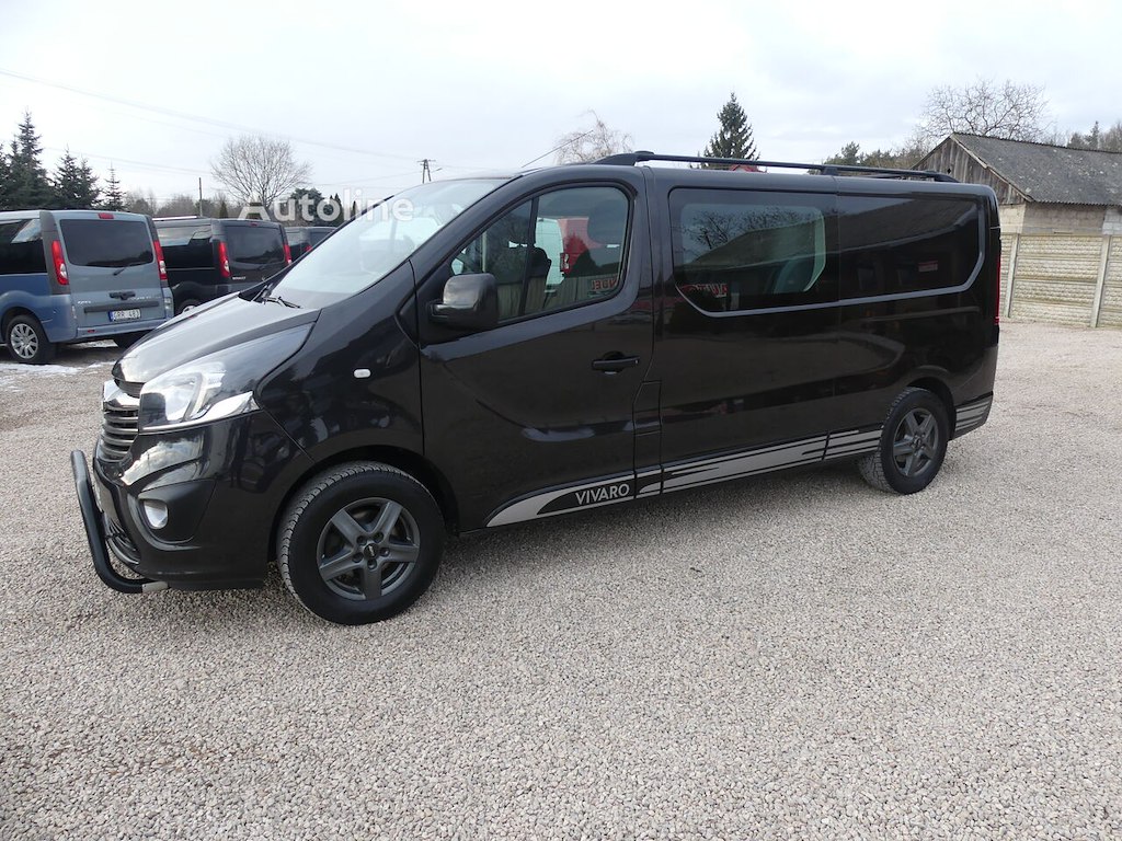 Opel VIVARO minivan