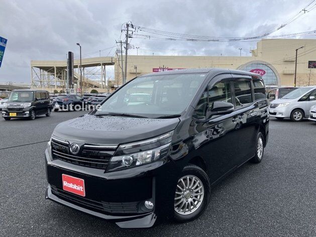 Toyota VOXY minivan