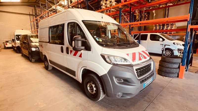 Peugeot Boxer kombi minibus