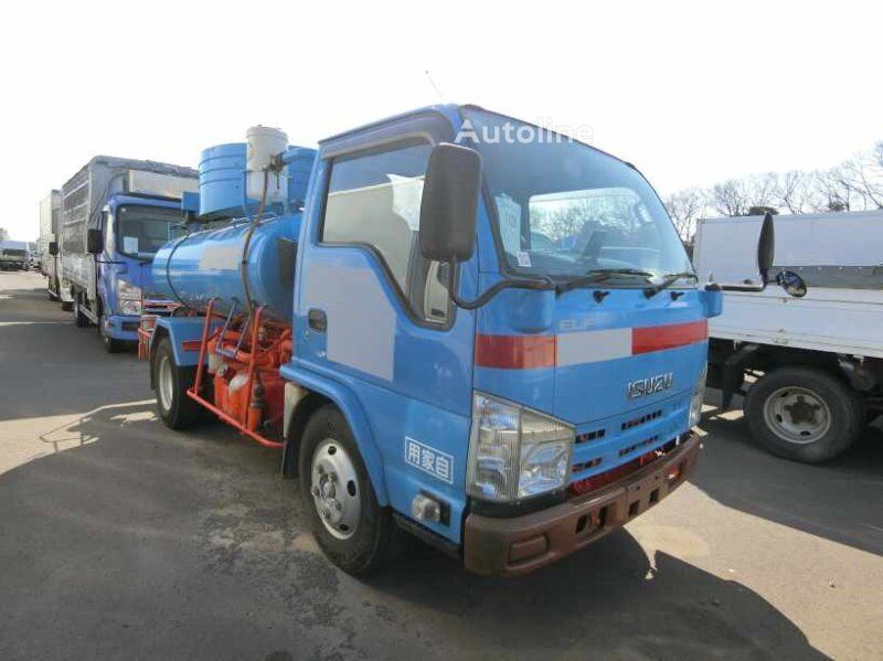 Isuzu ELF autofekalac