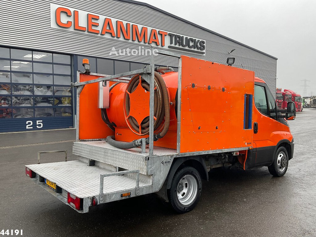 IVECO Daily 35C14 Euro 6 ROM Toilet servicewagen autofekalac