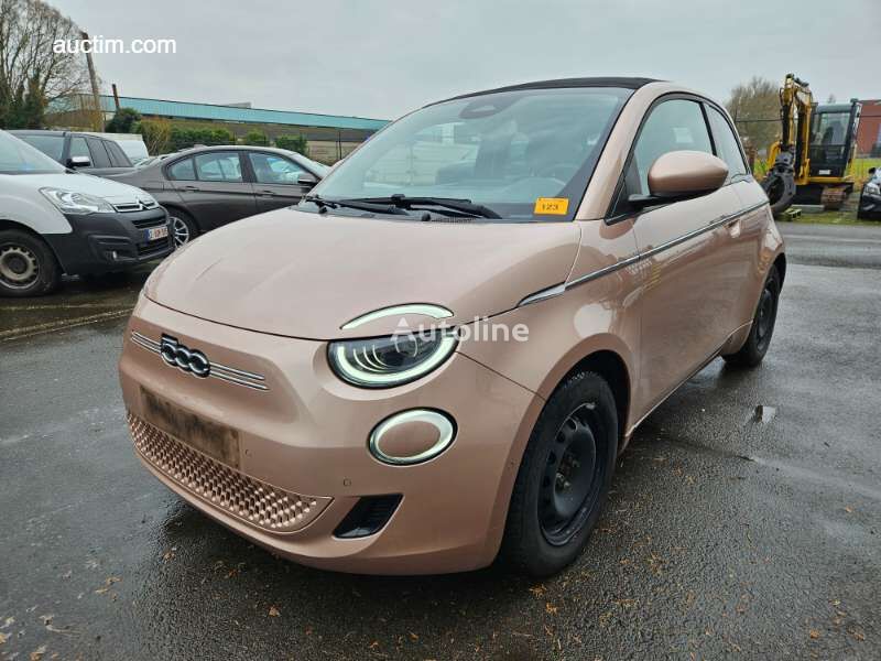 Prodaje se FIAT 500c Icon Cabrio hečbek na aukciji