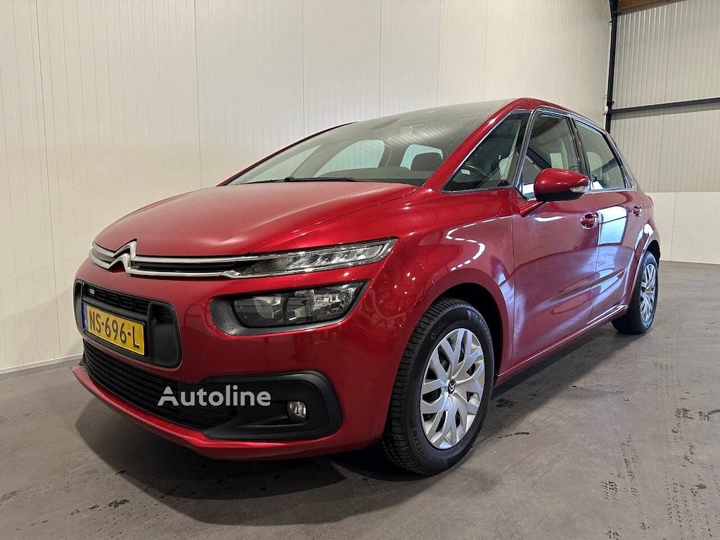 Prodaje se Citroen C4 sedan na aukciji