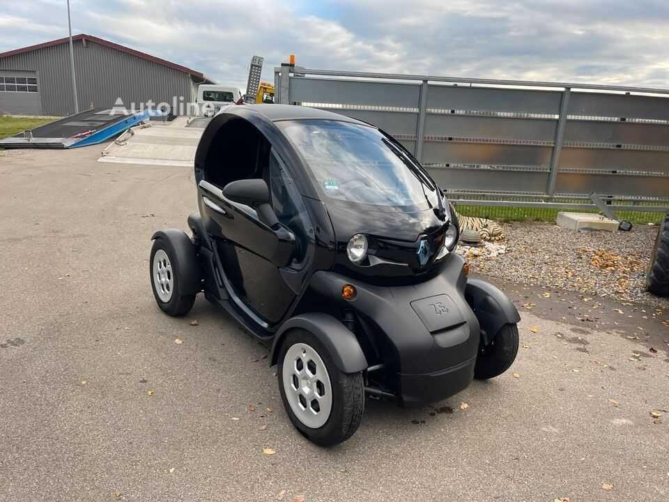 Prodaje se Renault Twizy hečbek na aukciji