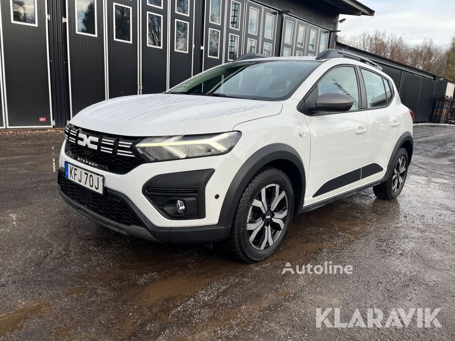 Prodaje se Dacia Sandero krosover na aukciji