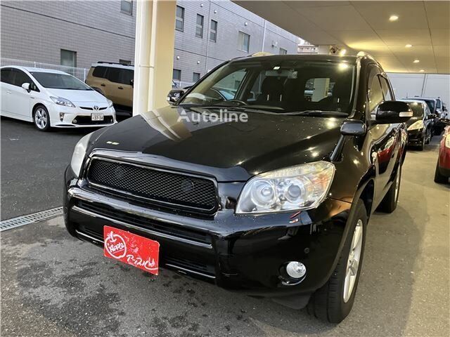 Toyota RAV4 krosover