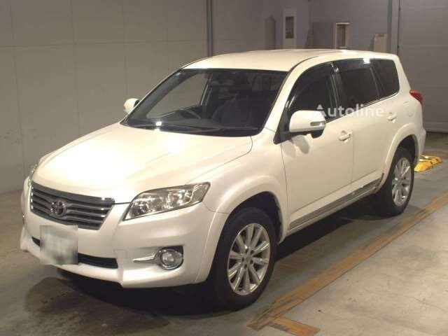 Toyota VANGUARD krosover