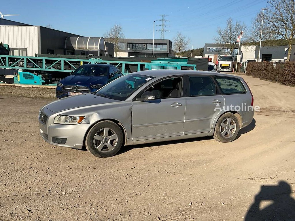 Prodaje se Volvo V50 karavan na aukciji