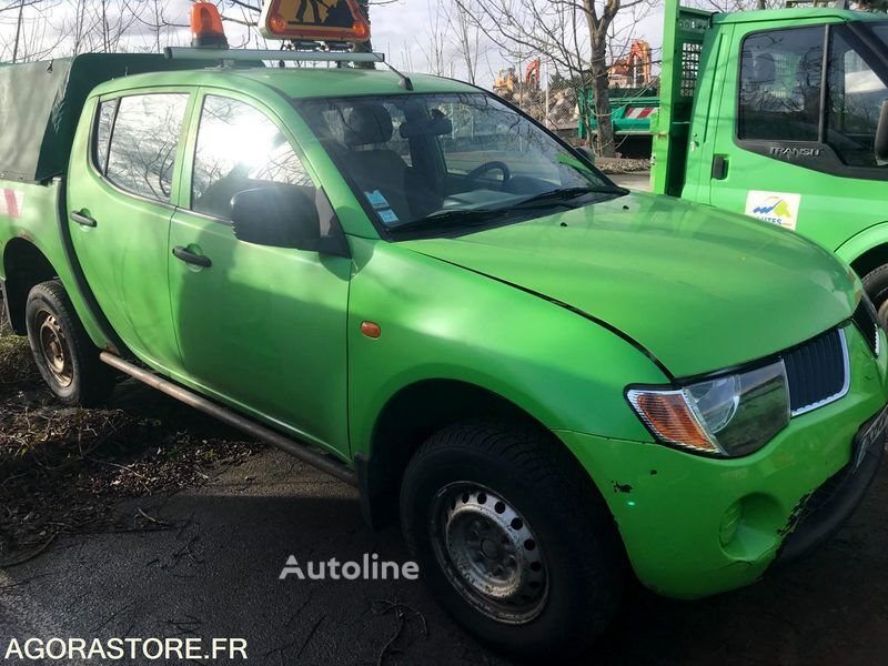 Prodaje se Mitsubishi L200 pikap na aukciji