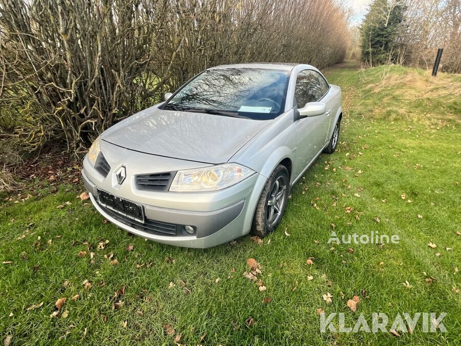 Prodaje se Renault Megane sedan na aukciji