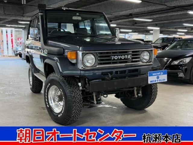 Toyota LAND CRUISER 70 terenac