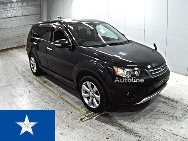 Mitsubishi OUTLANDER krosover