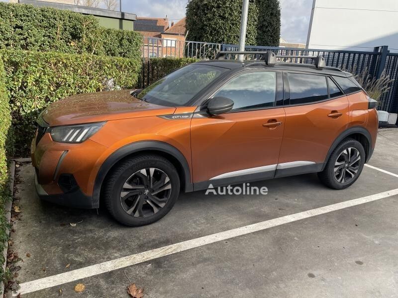 Peugeot 2008 1.2i GT-LINE / Carplay / Focal / LED / ... terenac