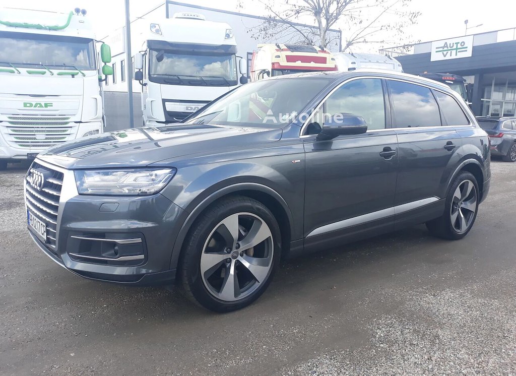 Audi Q7 S-LINE krosover