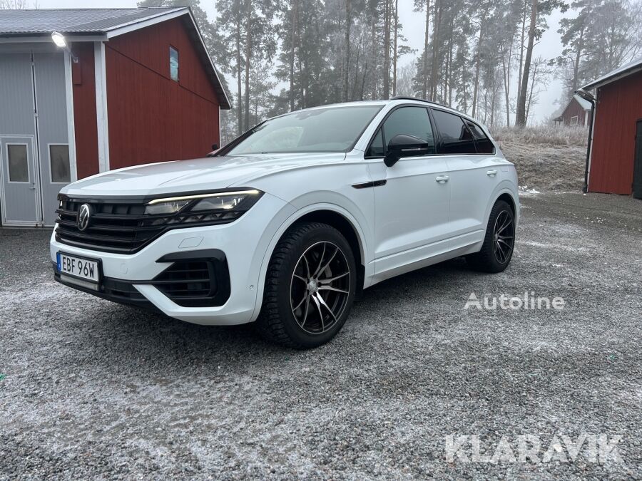 Prodaje se Volkswagen Touareg krosover na aukciji