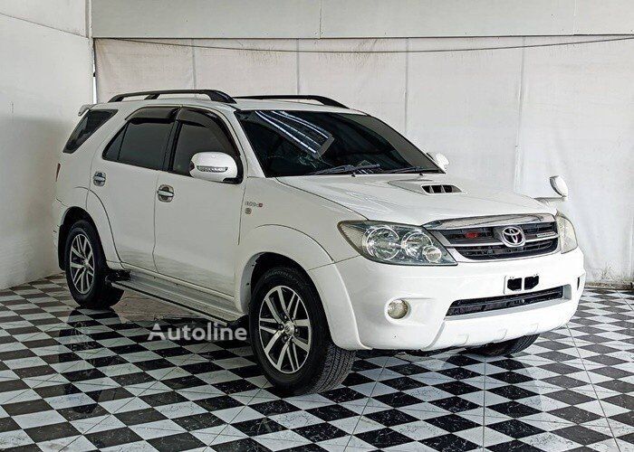 Toyota FORTUNER terenac