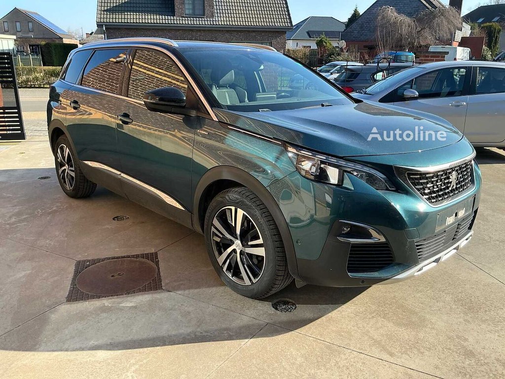 Prodaje se Peugeot 5008 krosover na aukciji