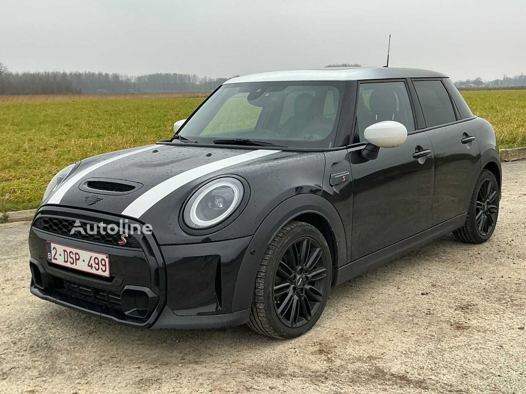 Prodaje se Mini Cooper S hečbek na aukciji