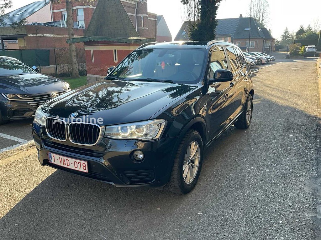 Prodaje se BMW X3 krosover na aukciji