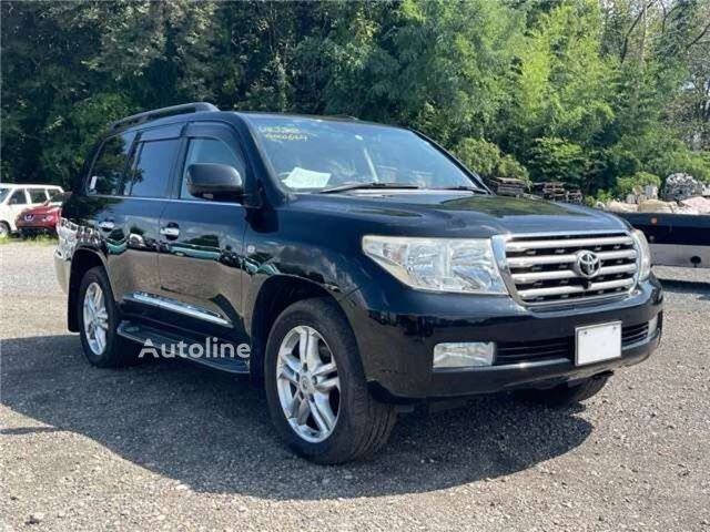 Toyota LAND CRUISER 200 terenac