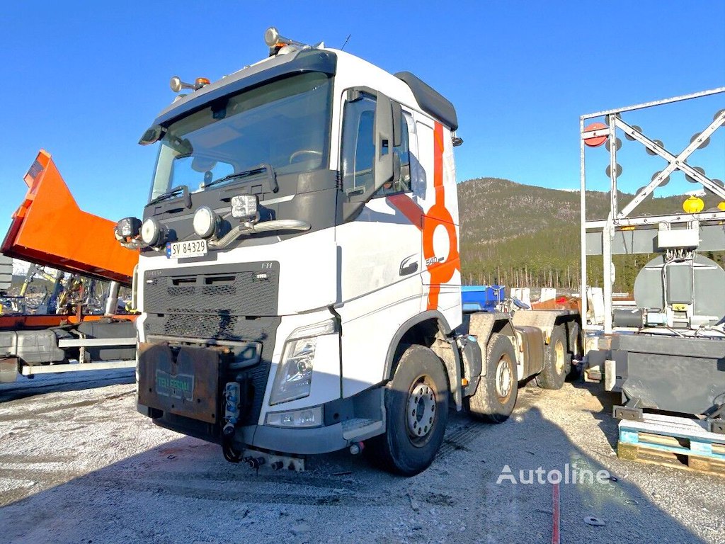 Prodaje se Volvo FH 540 8X4 brøyterigget chassis - Gullavtale til November 2025 kamion šasija na aukciji