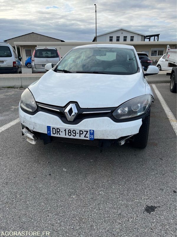 Prodaje se Renault MEGANE hečbek na aukciji