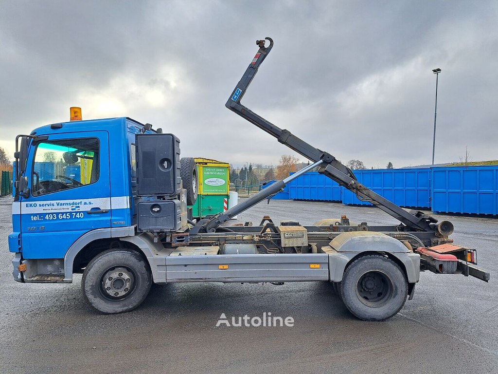 Prodaje se Mercedes-Benz ATEGO 1018 K rol kiper sa kukom na aukciji