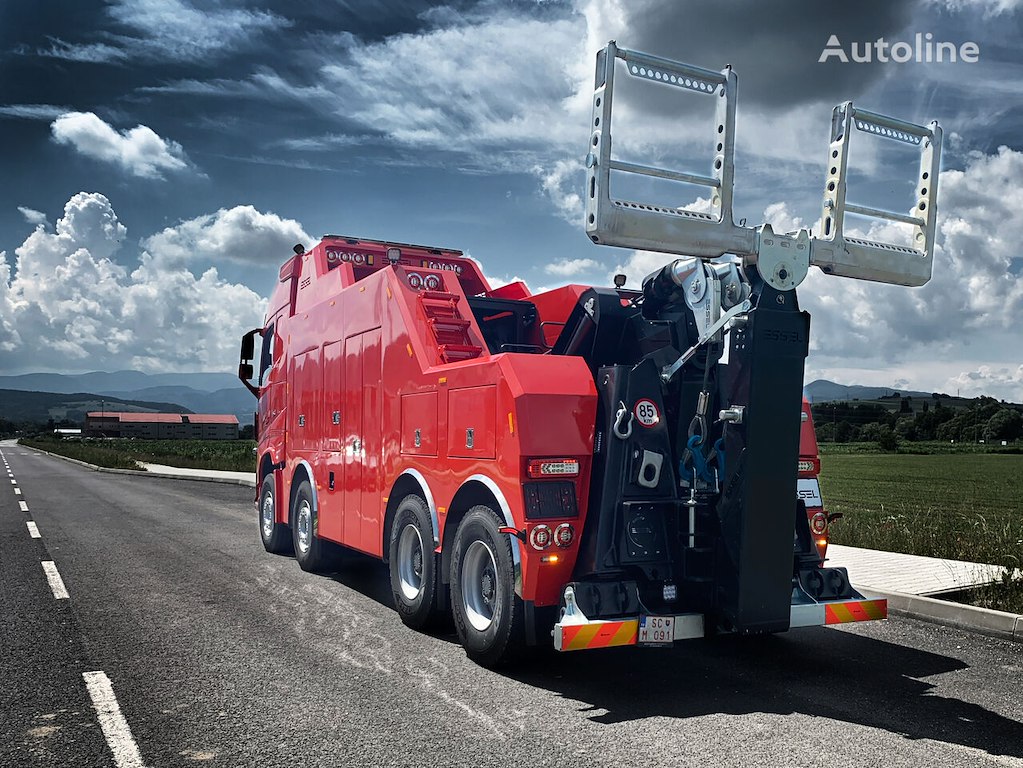 Novi Volvo T-REX on VOLVO FH šlep auto