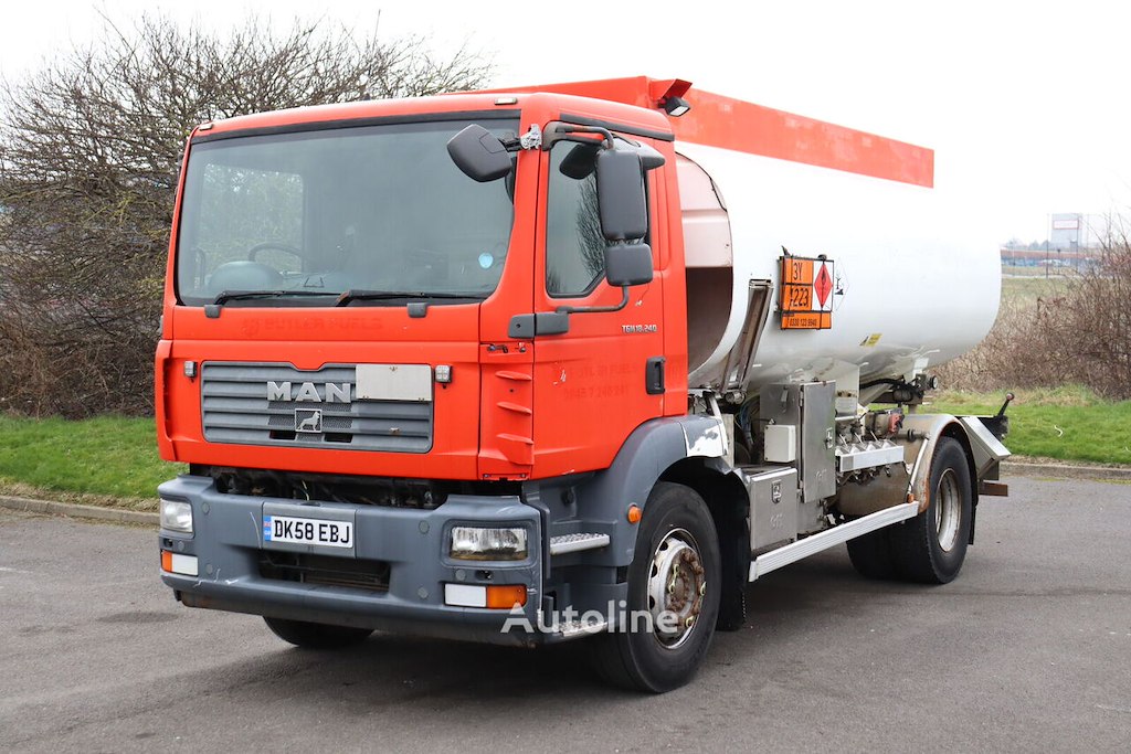 MAN TGM 18 240 4X2 MAGYAR 13,200L FUEL TANKER (2008) autocisterna za gorivo