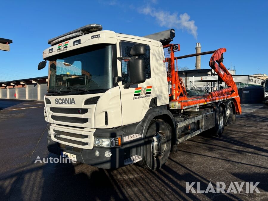 Prodaje se Scania P 320 podizač kontejnera na aukciji