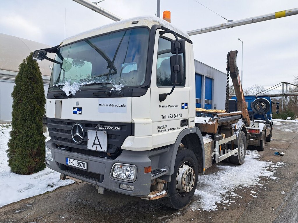 Prodaje se Mercedes-Benz ACTROS 1832 K podizač kontejnera na aukciji