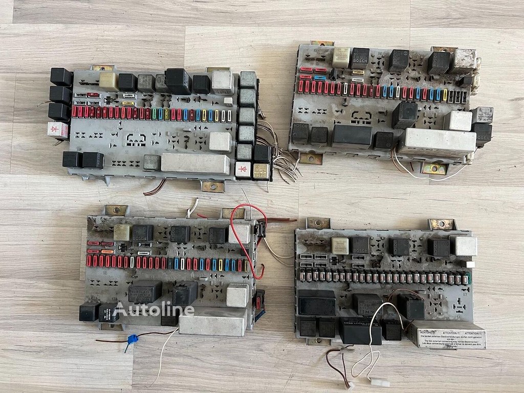 MAN 81.25444.6060 kutija s osiguračima za MAN M2000, L2000 kamiona