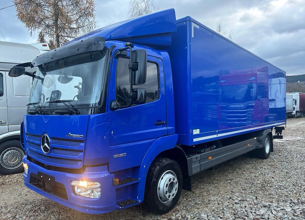 Mercedes-Benz Atego 1530 Isotherm Koffer + Tail Lift izotermni kamion