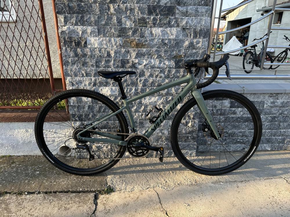 Specialized Diverge 2X8 Claris 40cm TOP