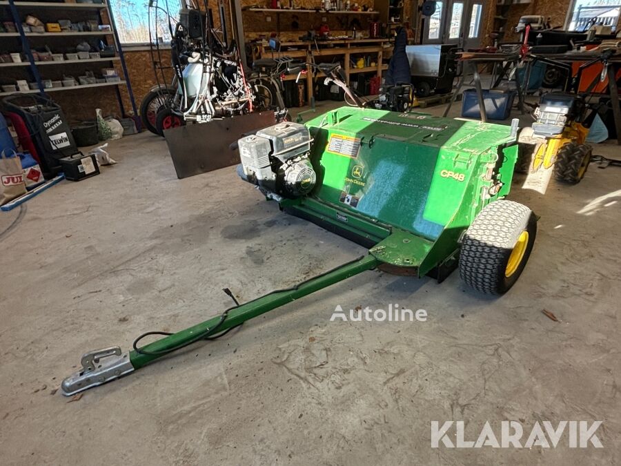 Prodaje se John Deere CP48 četku za čišćenje ulica na aukciji